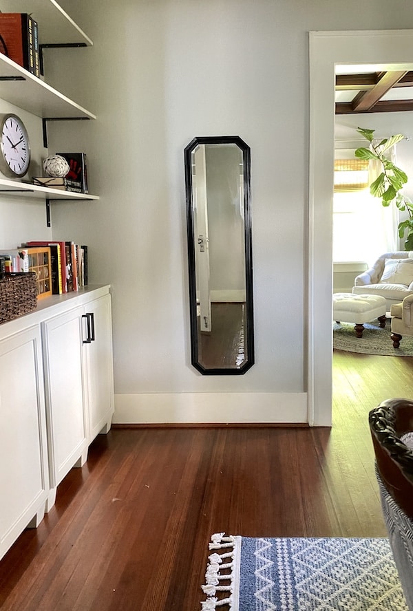 How to Spray Paint A Mirror Frame - A Perfect Beginner DIY project ... How to Spray Paint A Mirror Frame - A Perfect Beginner DIY project ...
