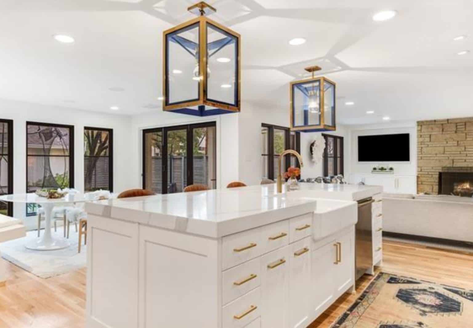 Lighting Over An Island - Design Morsels