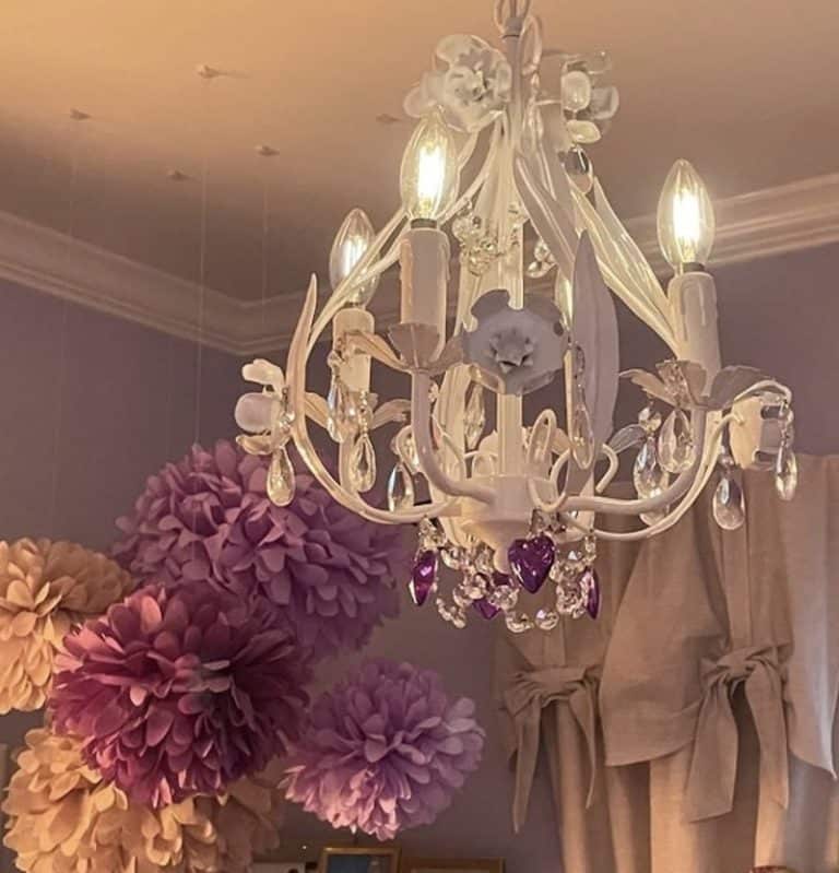 Shabby Chic Lighting Ideas that Deliver That Cottage Style - Design Morsels