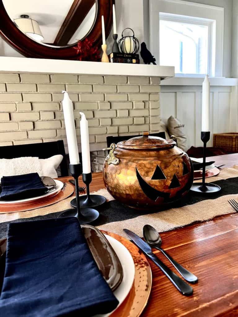 Easy and Affordable Halloween Table Setting On a Foldable Table ...